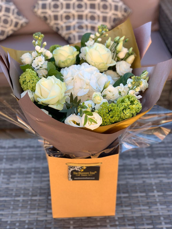 Mothers Day Fresh Flowers| Devizes Delivery| Florist - Blossom Tree Flowers